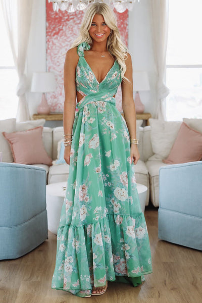 In the Courtyard Maxi Dress - Green - H&O
